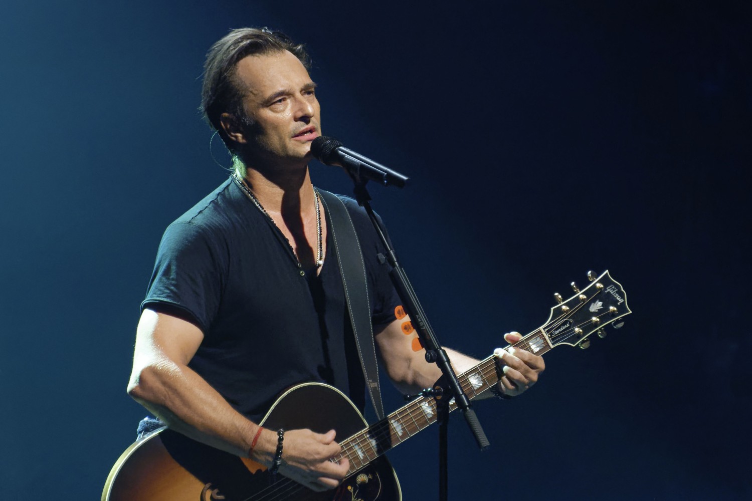 David Hallyday dévoile ce qu'il pense du nouvel album orchestral de Johnny