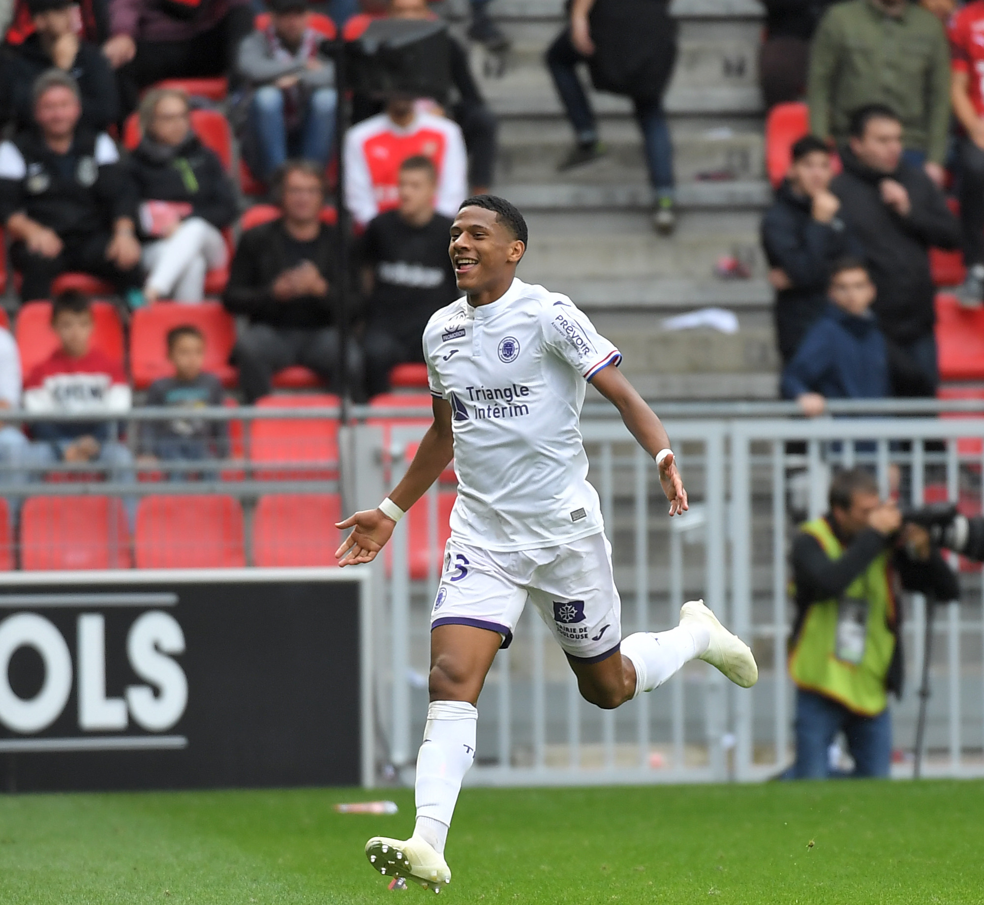 Mercato : qui est Jean-Clair Todibo, le Français qui va rejoindre le ...