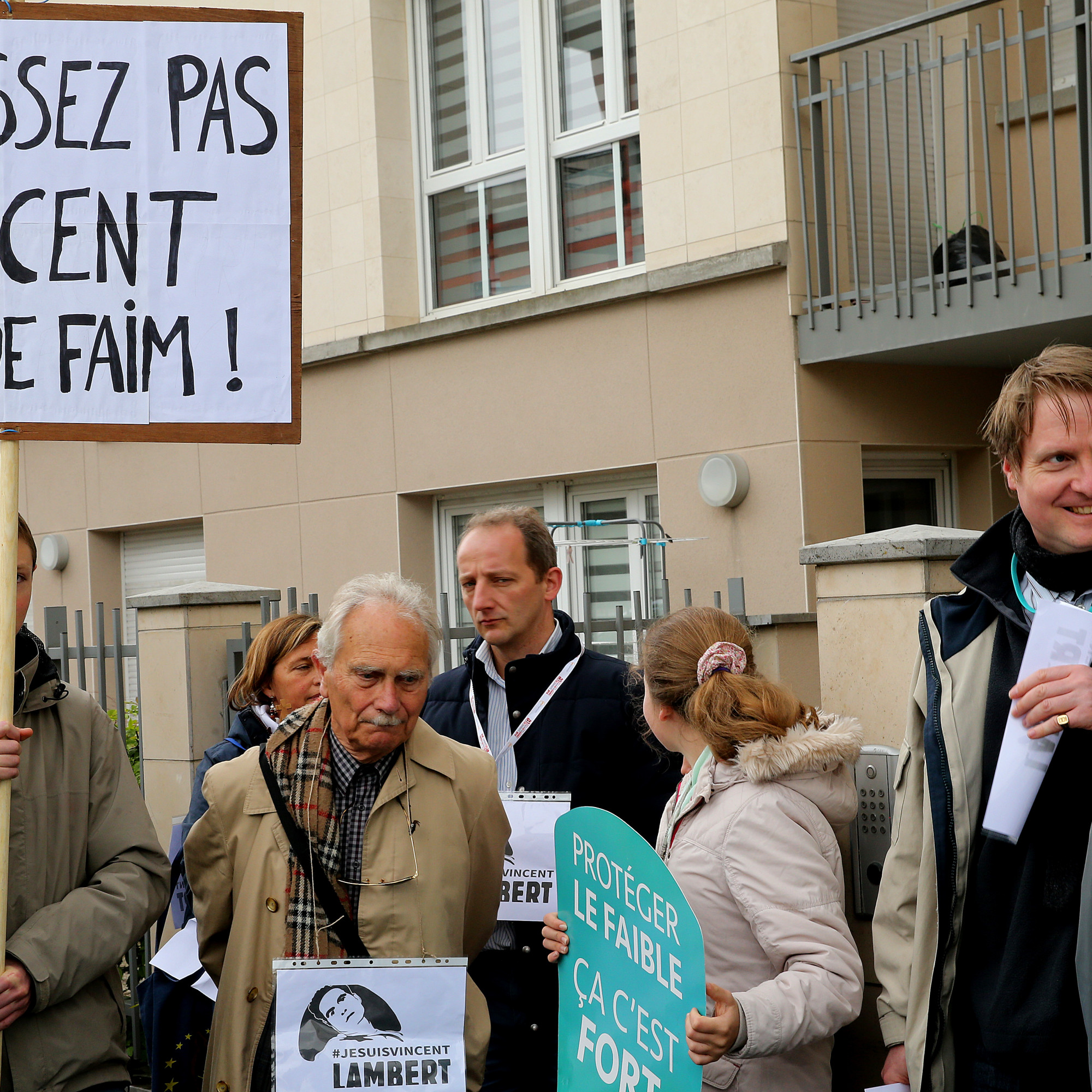 Vincent Lambert : "Le médecin ne veut pas entendre", dit l'un des ...