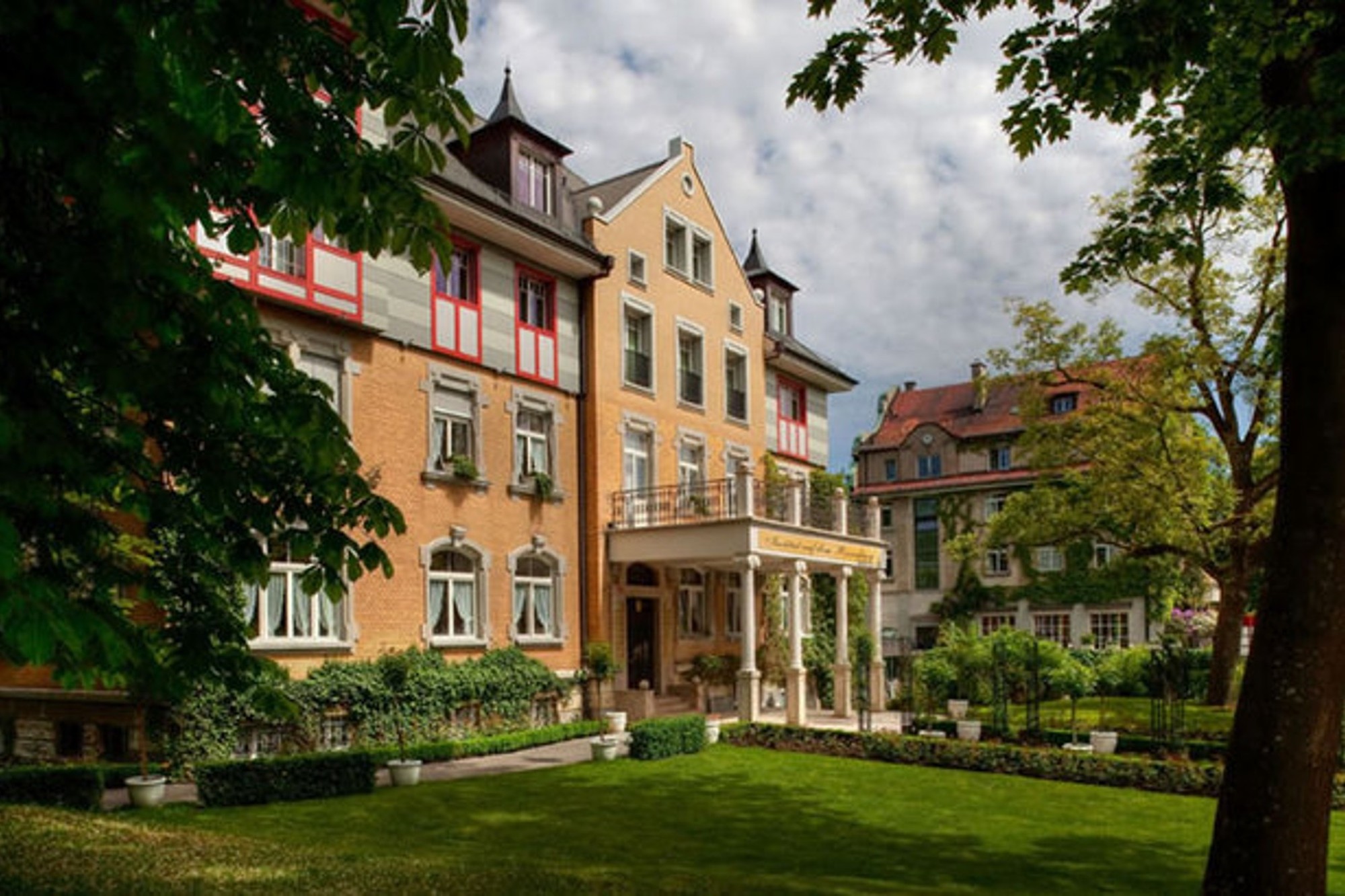 Dans les coulisses de l'Institut Rosenberg, prestigieux pensionnat 5 ...