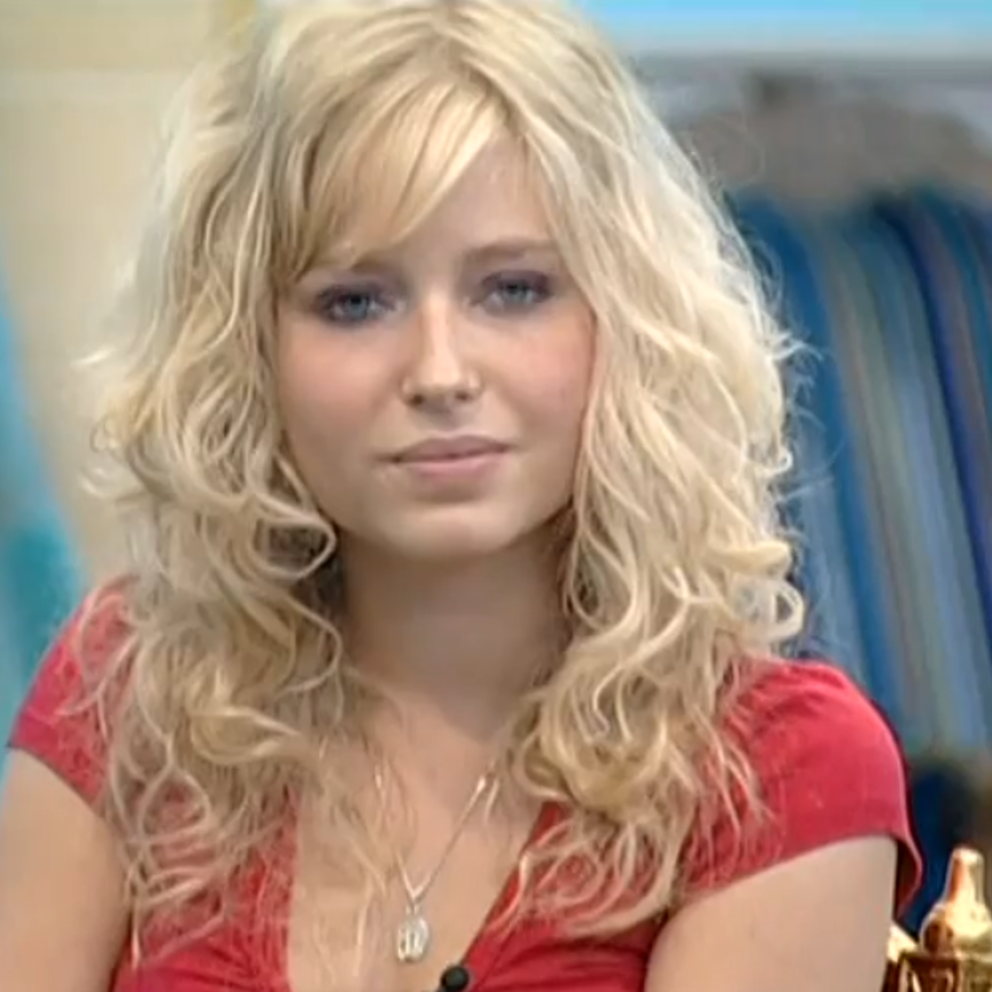 Faustine Nogherotto, ancienne candidate de la "Star Academy", est ...