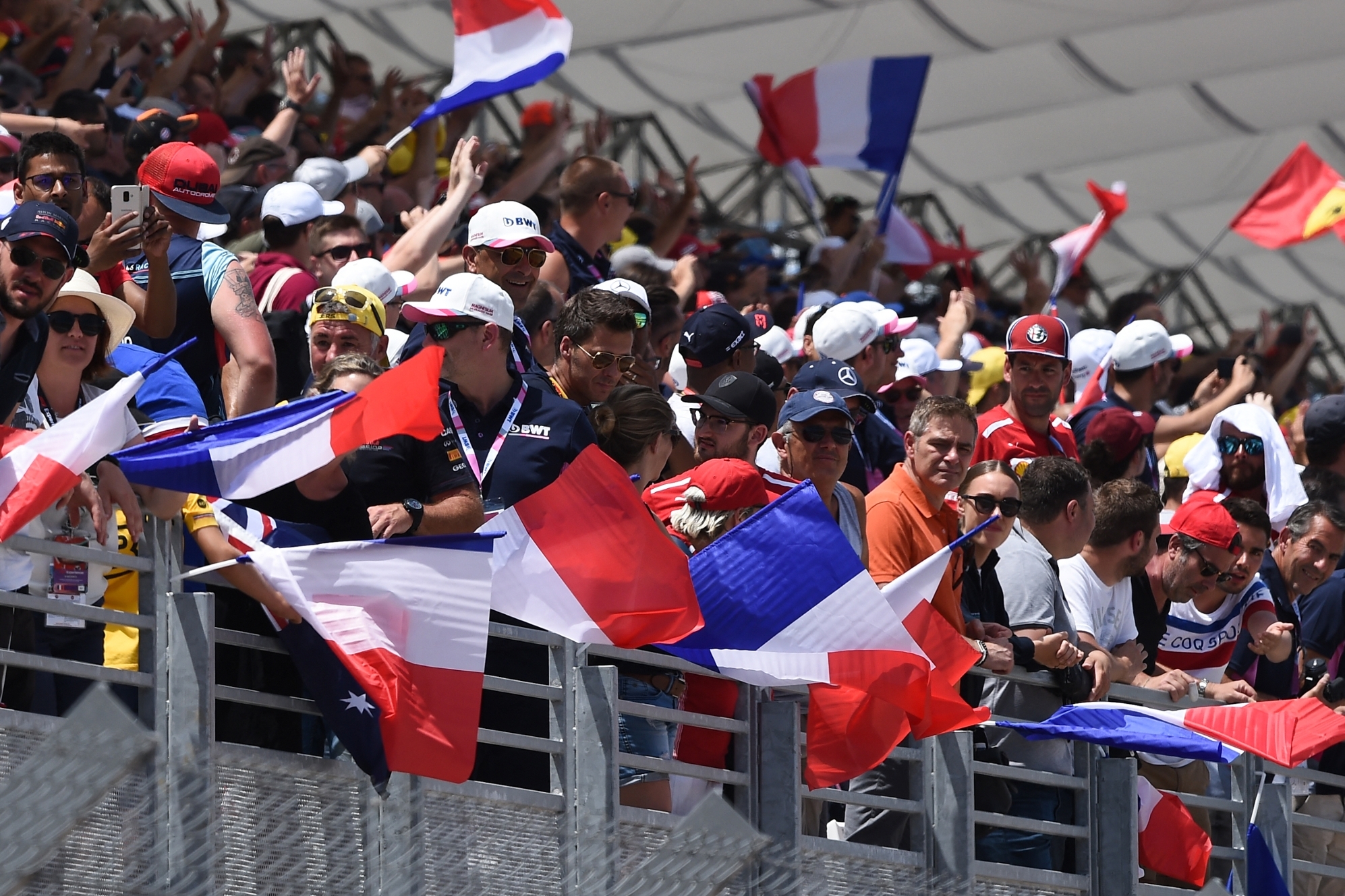 Formule 1 : pourquoi 15.000 spectateurs vont pouvoir assister au Grand ...
