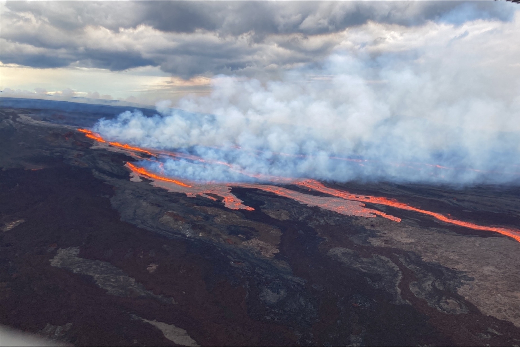 Hawa Le Plus Grand Volcan Actif Du Monde Est Entr En ruption Hawa Le Plus Grand Volcan Actif Du Monde Est Entr En ruption