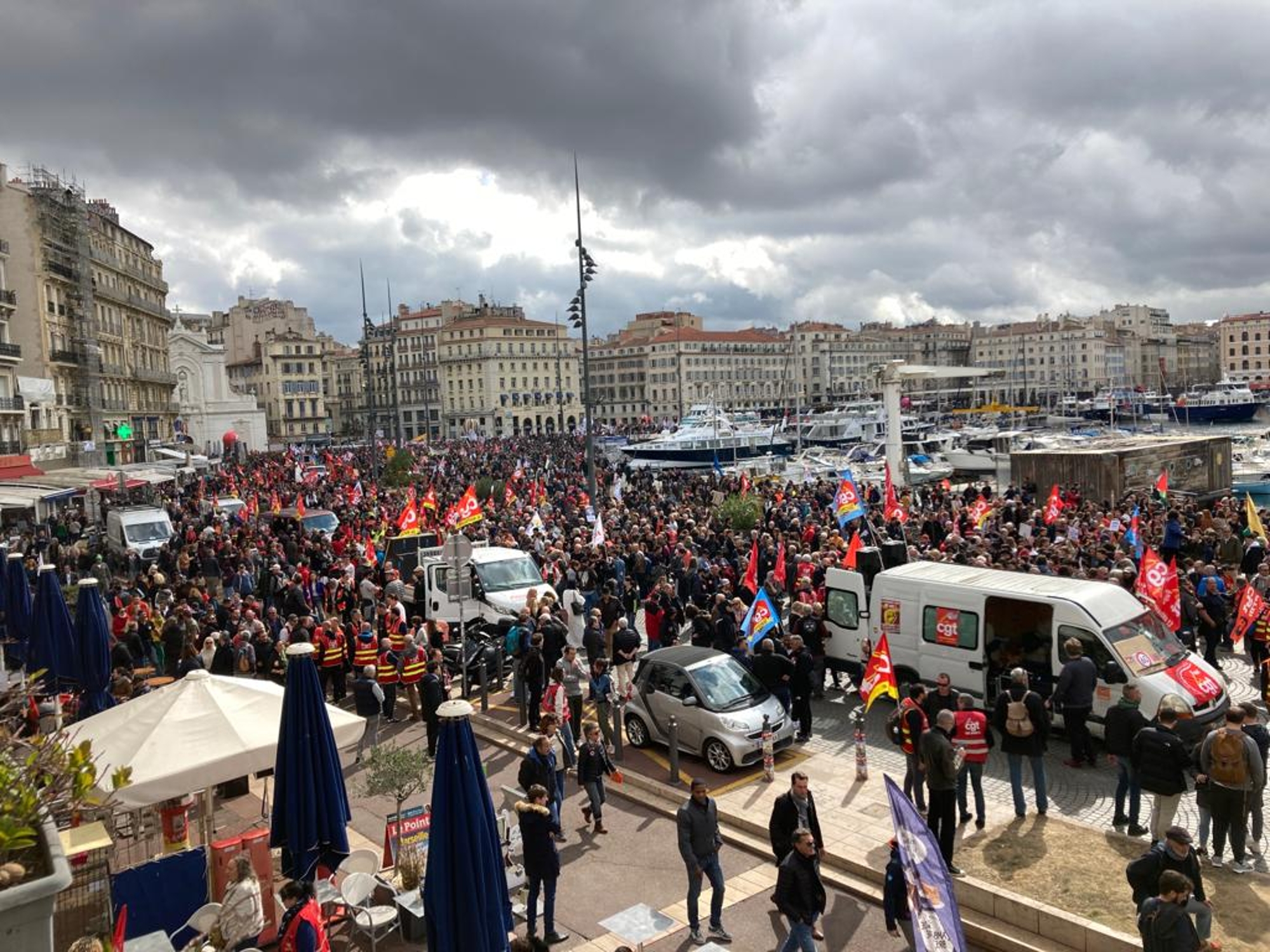 Manifestations et violences : l'inquiétude gagne le gouvernement