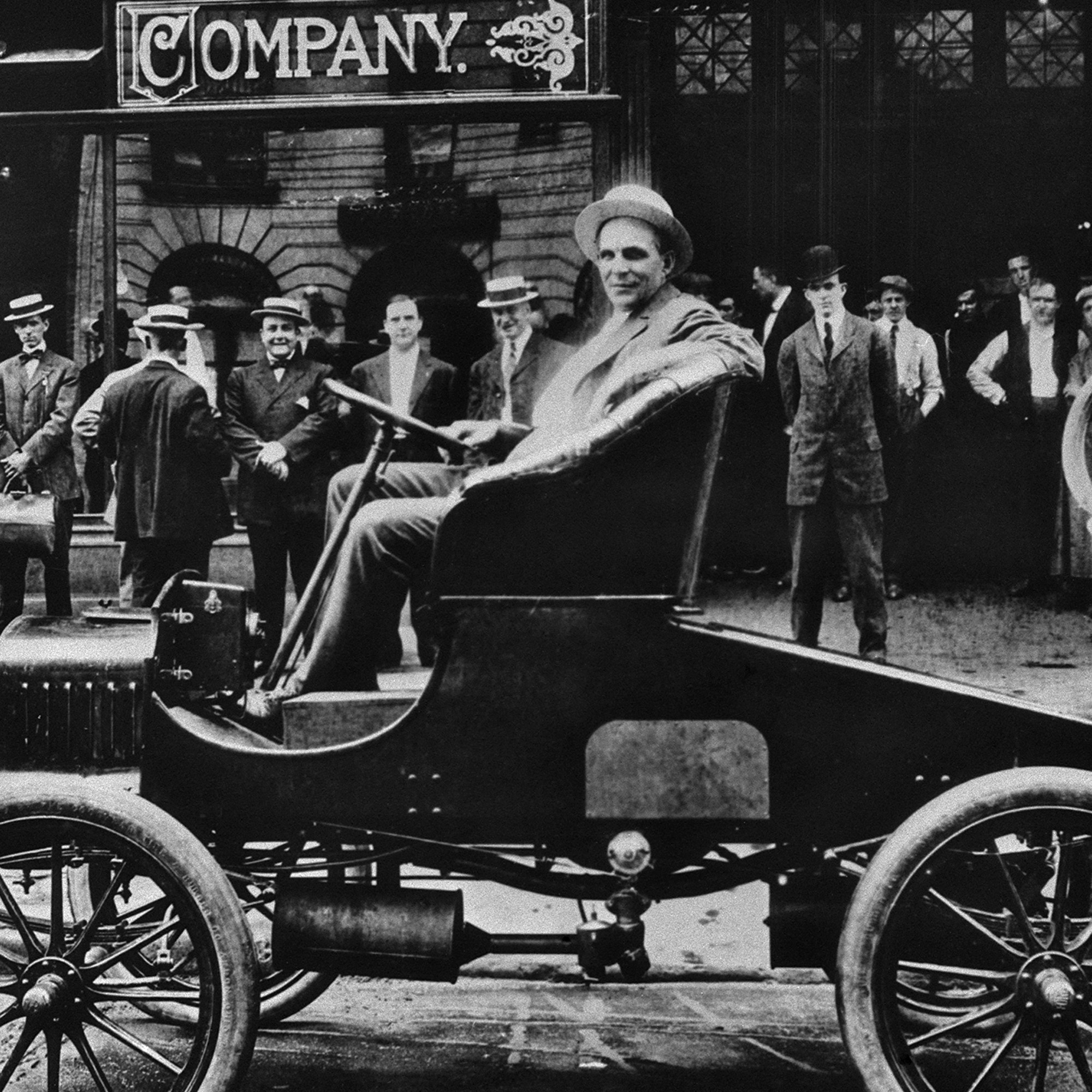 Henry Ford : comment a-t-il inventé la voiture pour tous