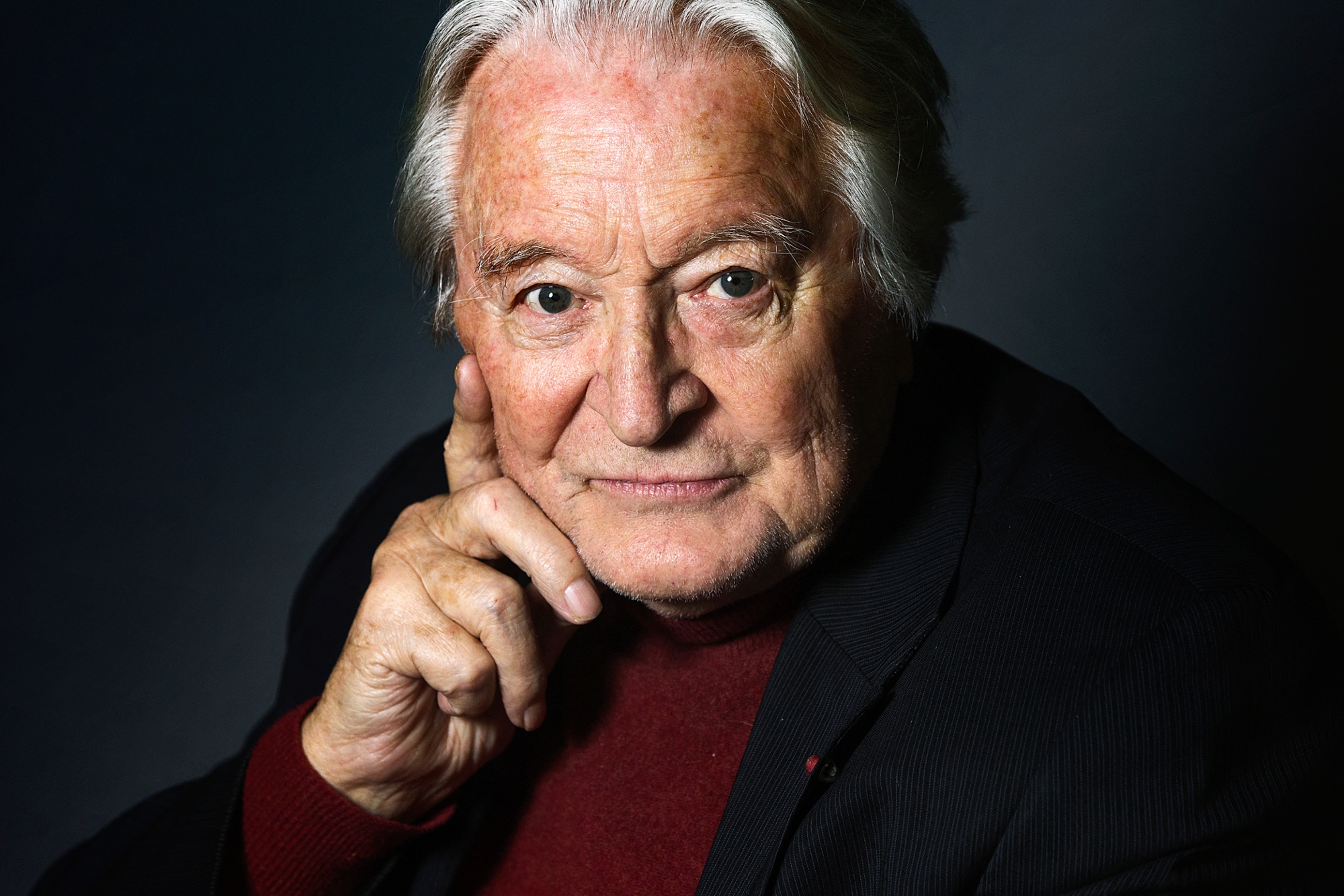 Roland Dumas, avocat et ancien ministre de François Mitterrand, est ...