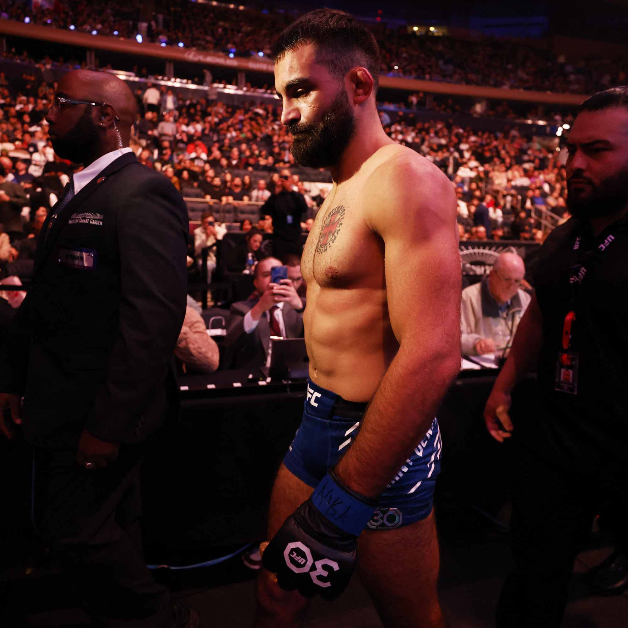 UFC Paris : le "God of War" Benoit Saint-Denis subit une nouvelle ...