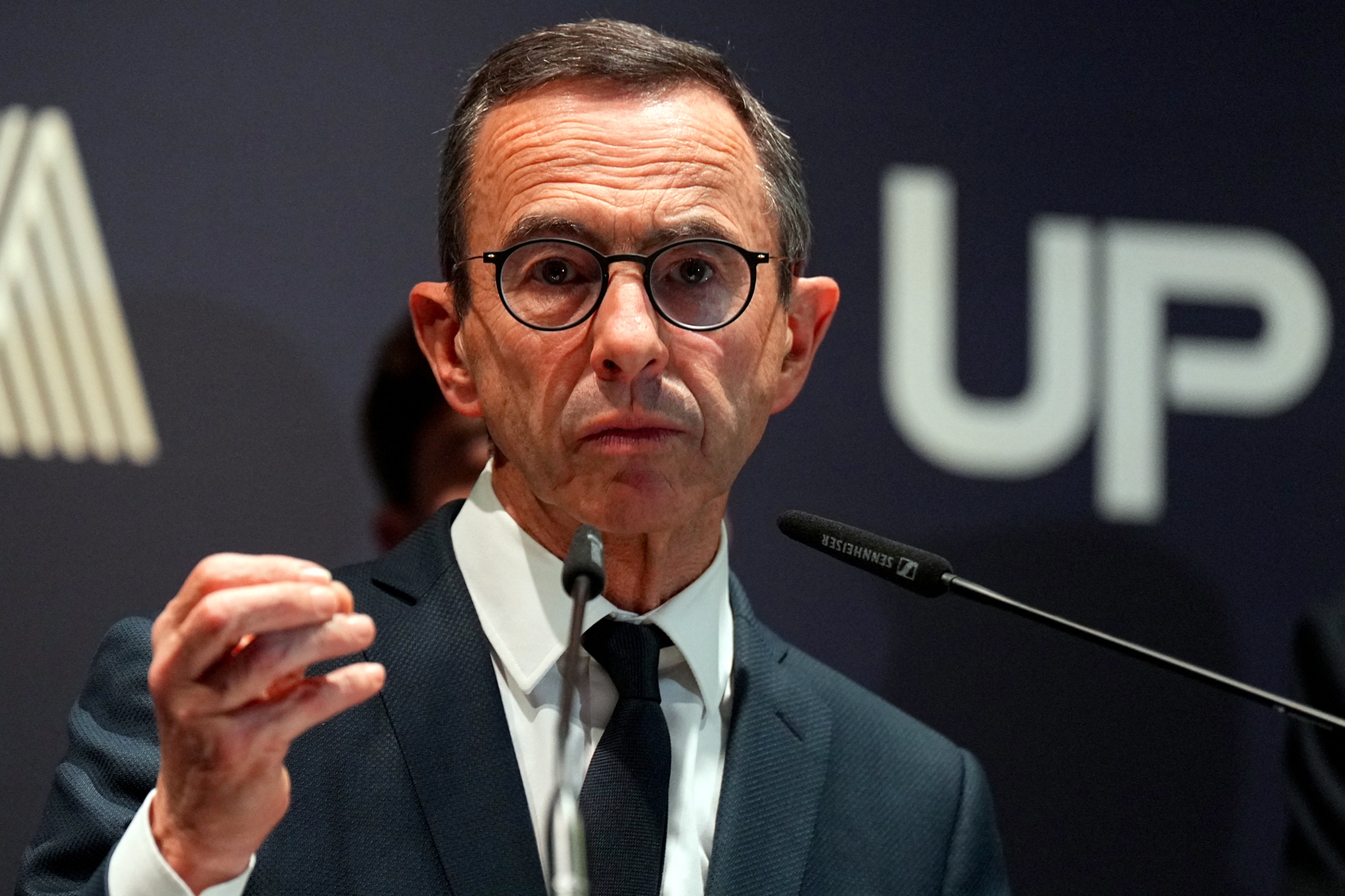 Les infos de 12h - Influenceur algérien expulsé puis renvoyé en France : "L'Algérie cherche à ...