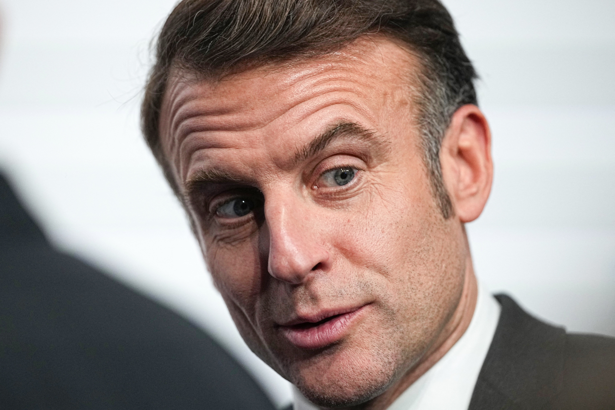 Emmanuel Macron réunit jeudi les patrons de parti politique