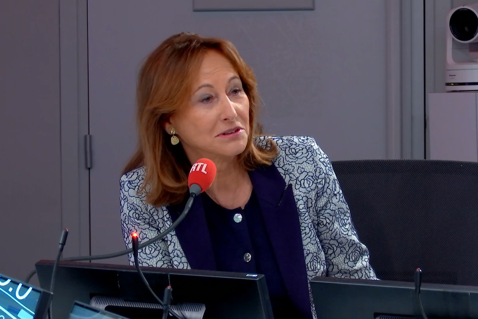 Affaire Bétharram - "Je pense qu'il ment" : Ségolène Royal charge ...