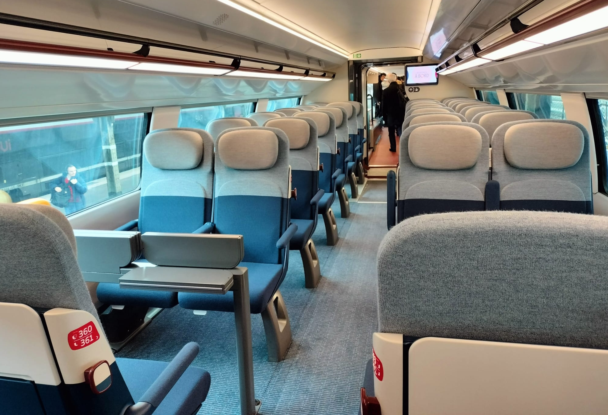 DIAPORAMA - TGV M : wagon-bar, sièges… Découvrez l’intérieur du nouveau train de la SNCF