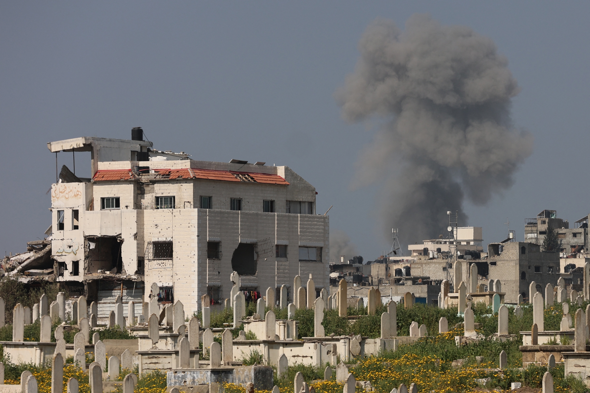 Les infos de 12h30 - Gaza : pourquoi Israël a décidé de mener une telle ...