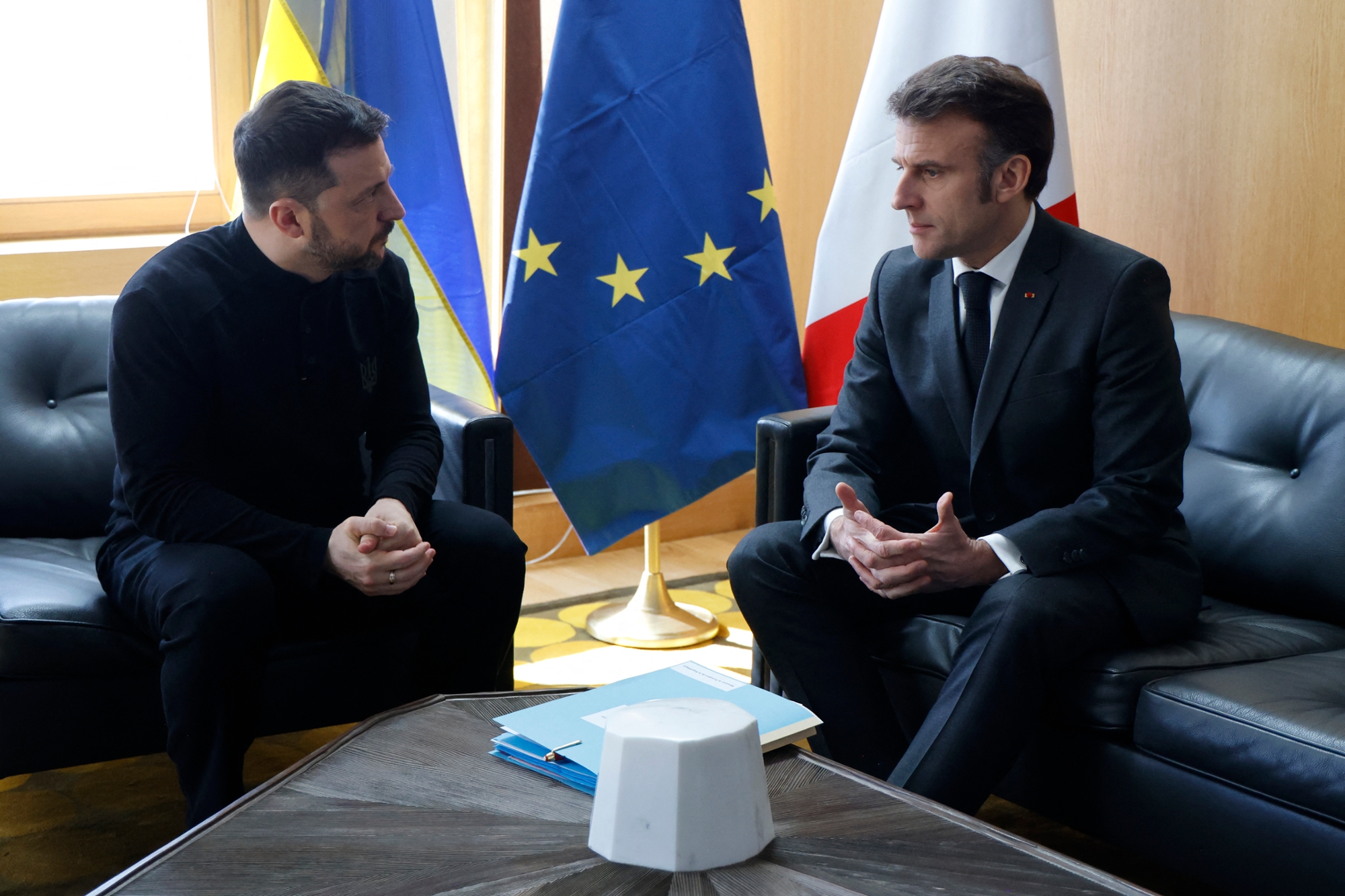 Guerre en Ukraine : Emmanuel Macron annonce un sommet avec Volodymyr ...