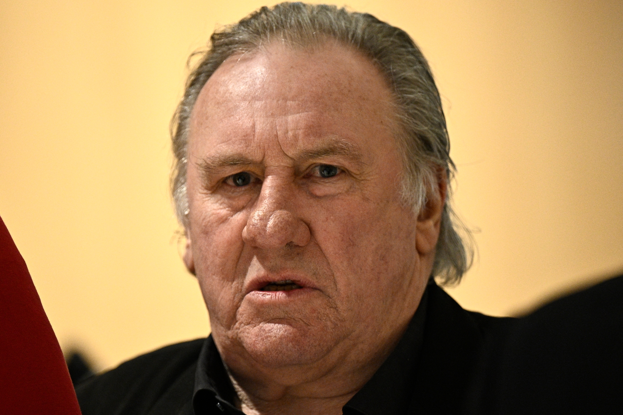 Procès de Gérard Depardieu : 18 mois de prison avec sursis requis ...