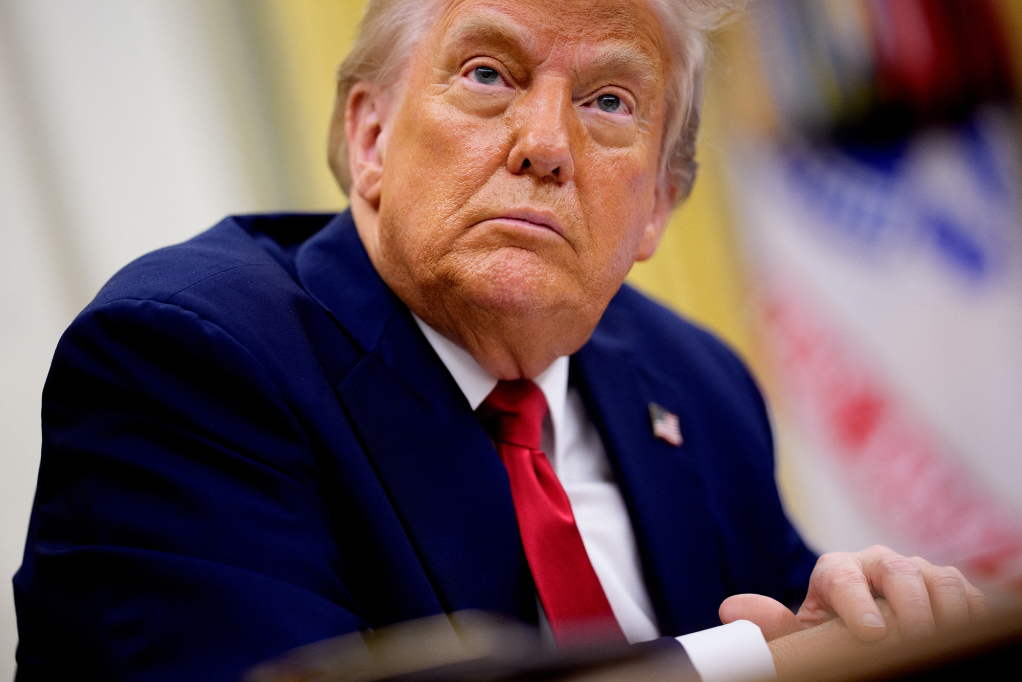 ÉDITO - Droits de douanes : "L'objectif de Trump est en fait de siphonner la croissance des ...