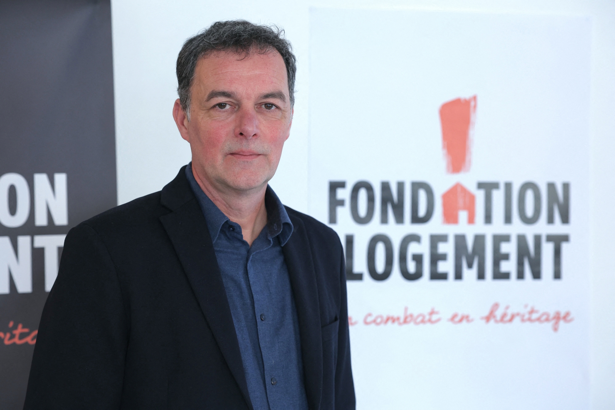 Affaire abbé Pierre : "Les mal-logés ne doivent pas payer le prix des ...