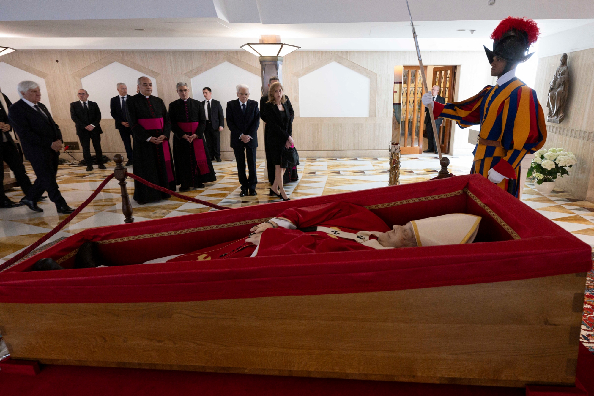 Mort du pape François : comment va se dérouler le transfert de sa ...