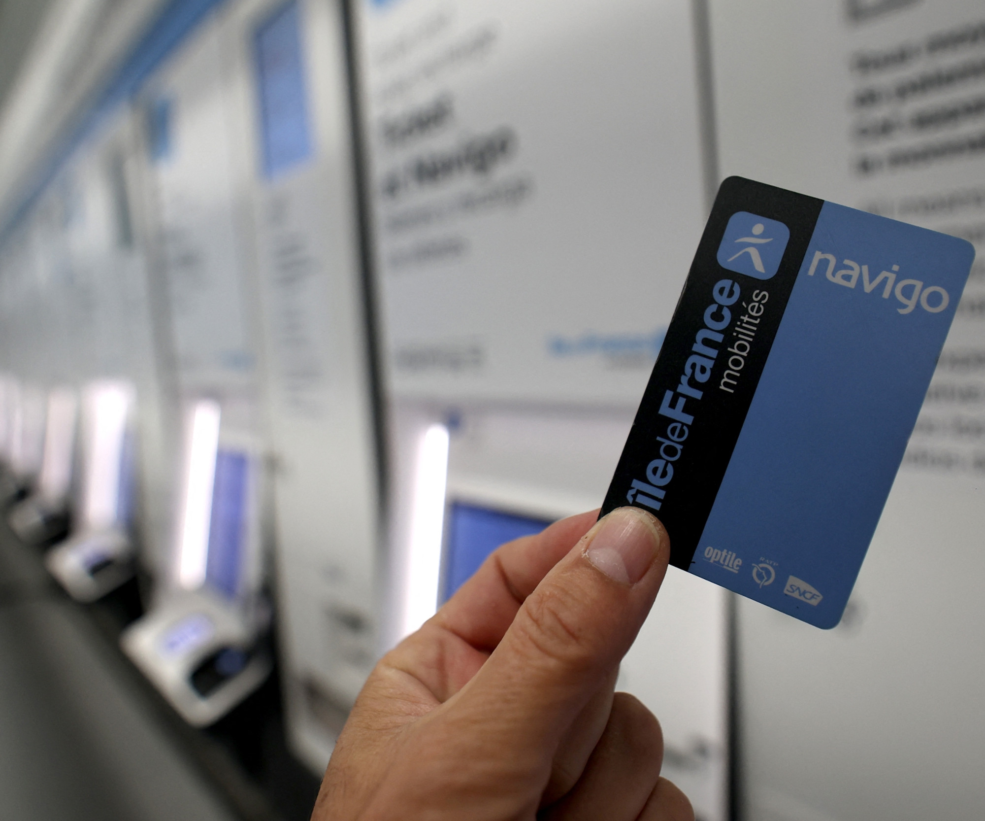Passe Navigo : ne ratez pas le renouvellement de l'abonnement avant la ...