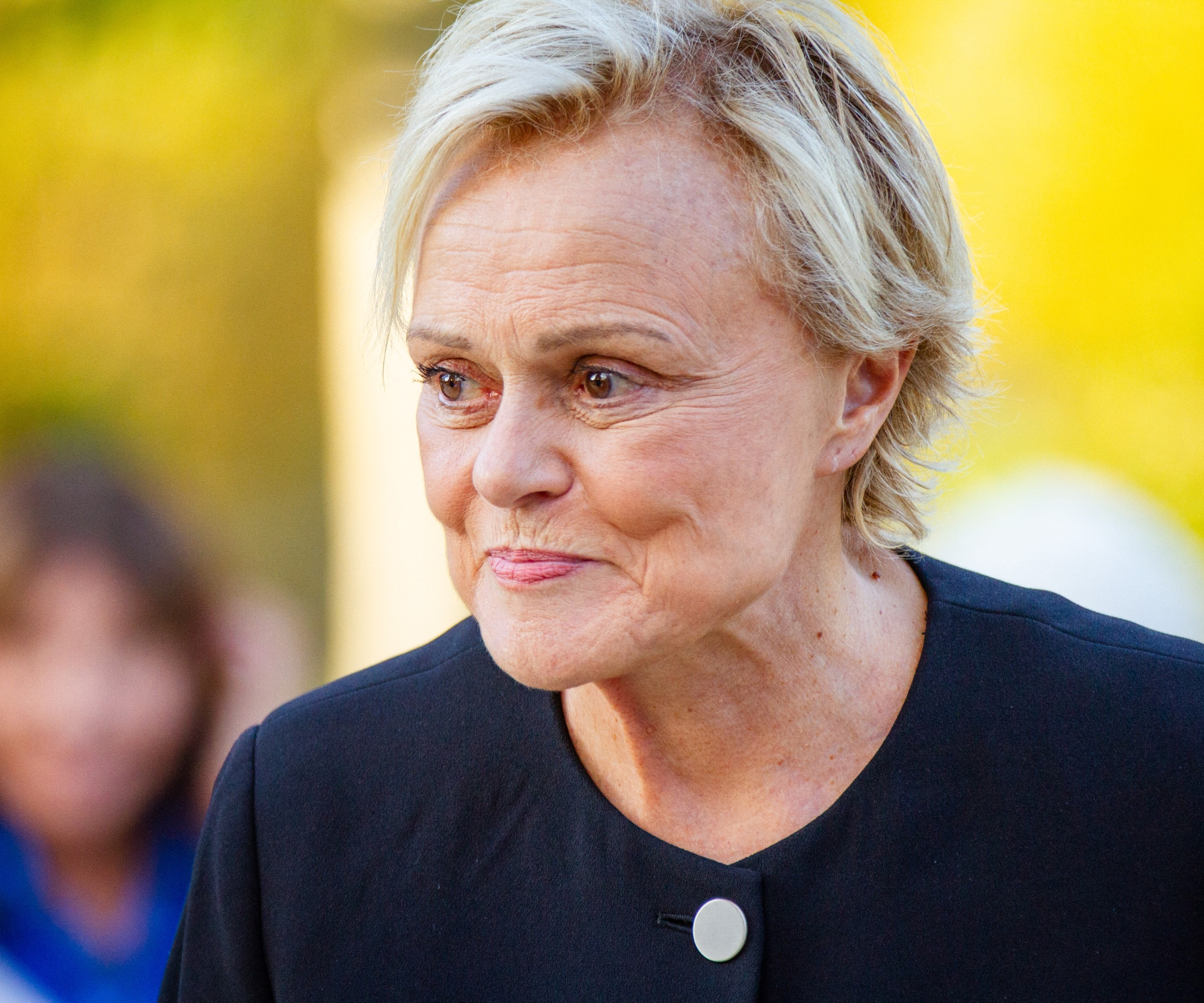 "J'ai eu un traumatisme à 10 ans" : Muriel Robin révèle un viol et une ...