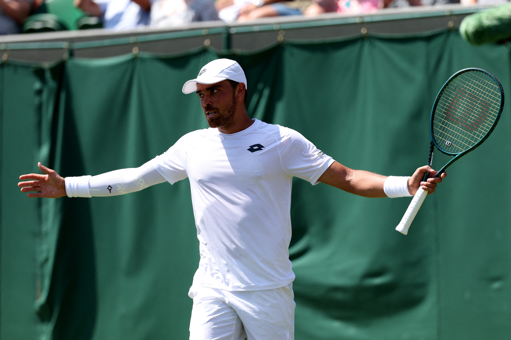 Wimbledon : le Français Benjamin Bonzi élimine Daniil Medvedev, 9e ...