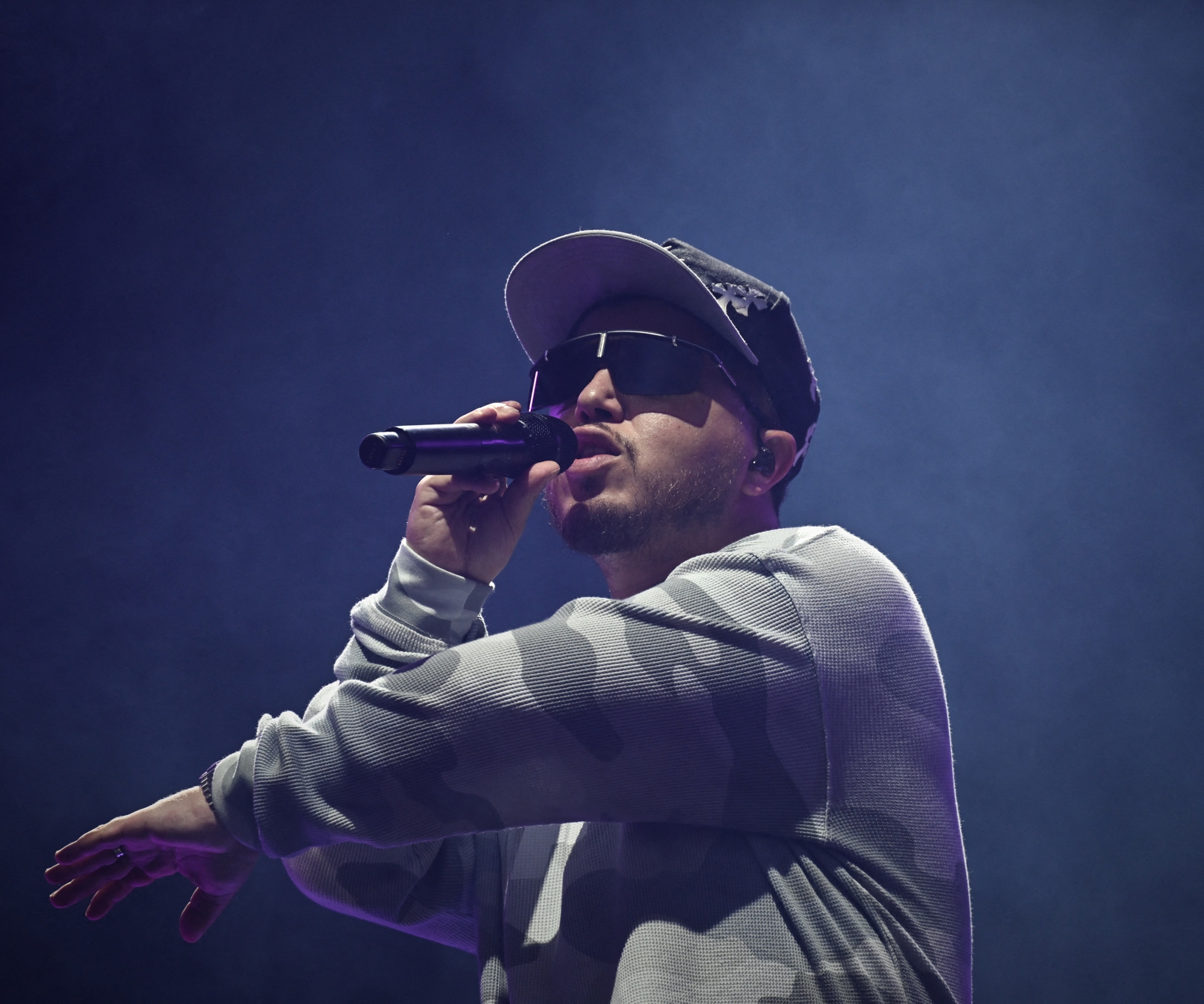 Tube de l'été, album au top des charts... Le rappeur Hamza est ...