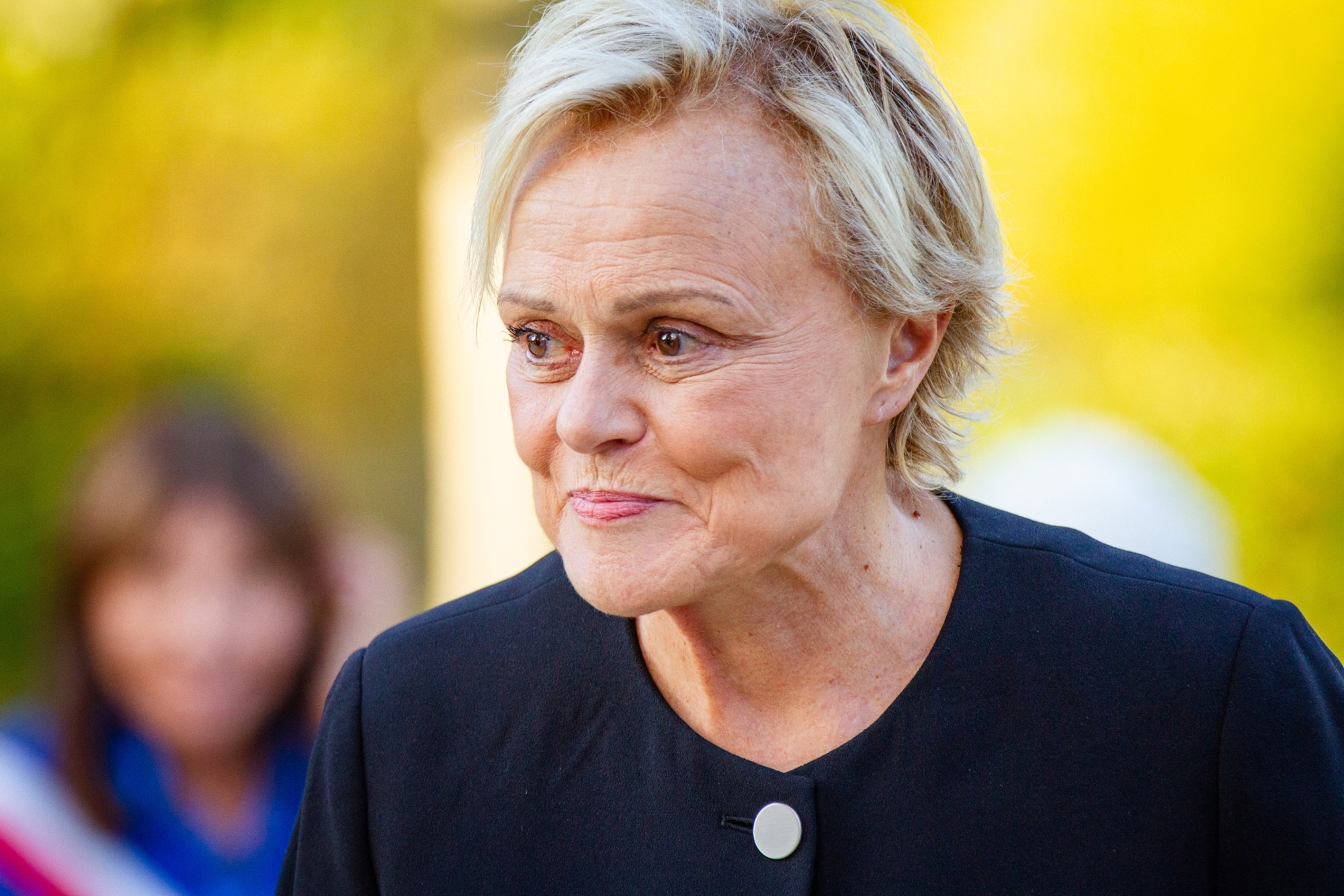 Muriel Robin de retour sur scène ? "Peut-être... mais pas avant 2027 ...