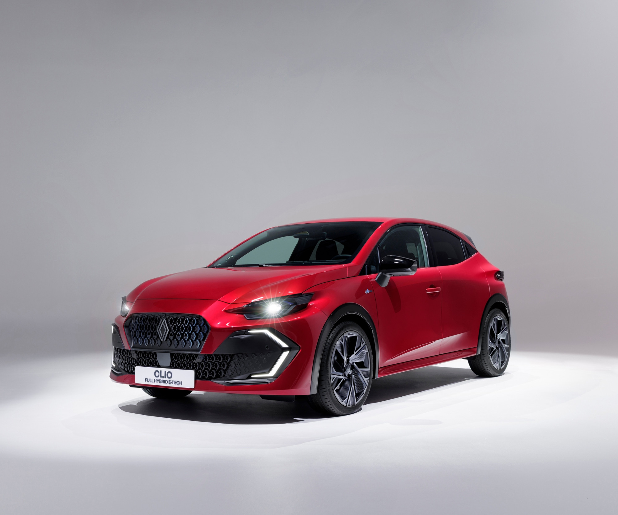 DIAPORAMA - Renault dévoile la nouvelle Clio 6, un style qui décoiffe