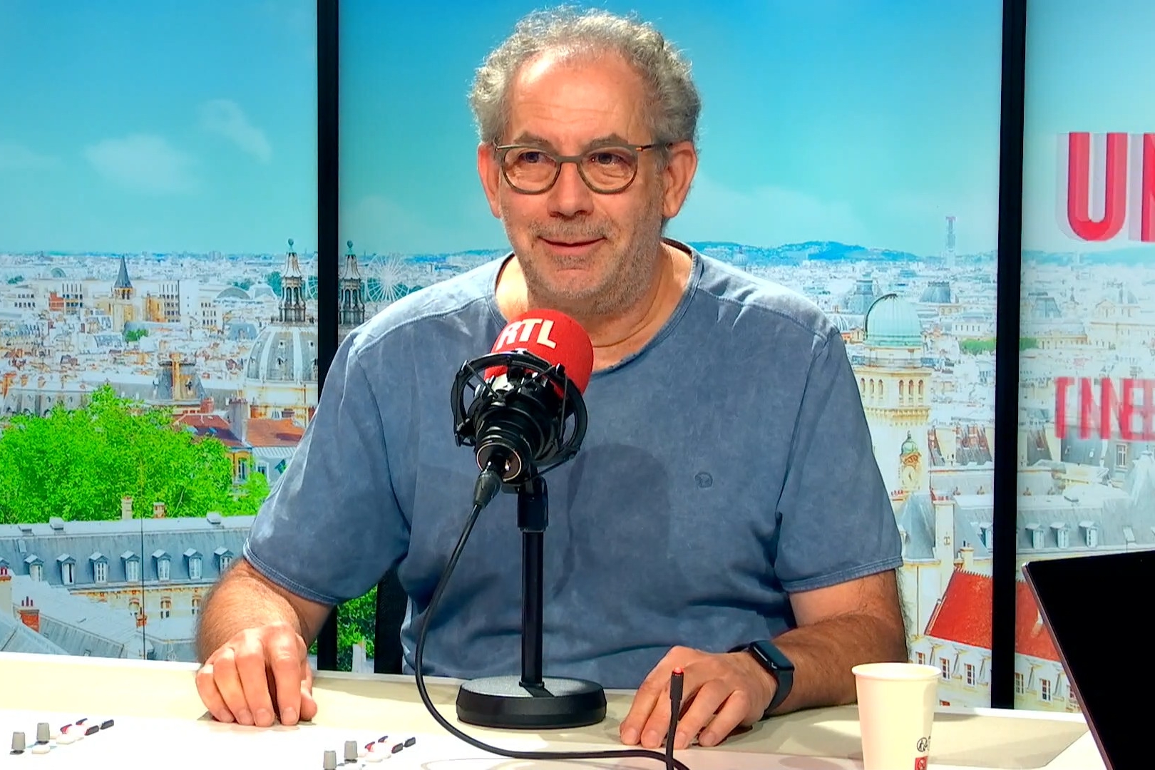 "J'ai assisté à plus de 250 concerts" : photographe de David Bowie ...