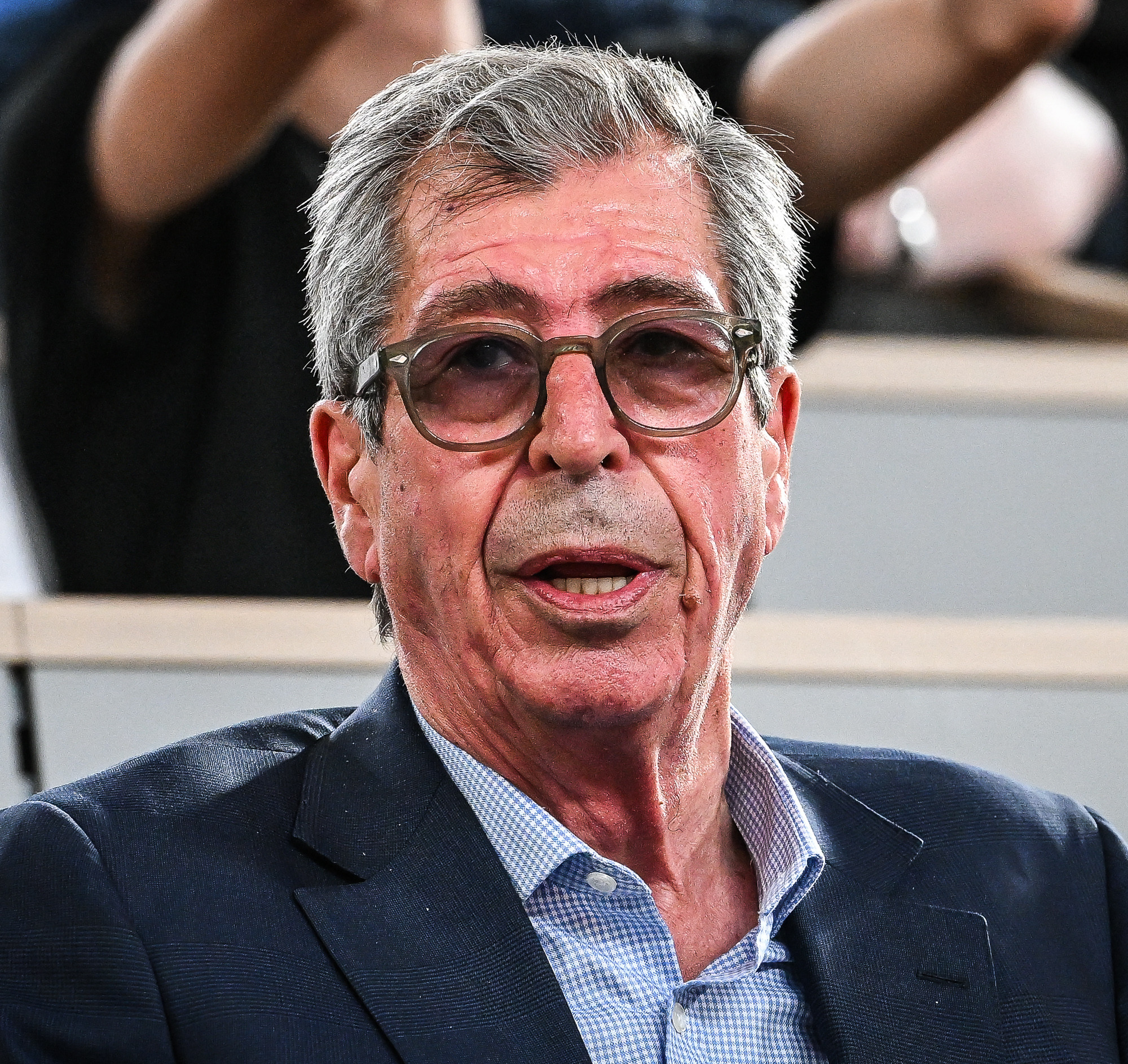 "Je pense qu'on peut me donner une chance" : Patrick Balkany, candidat ...