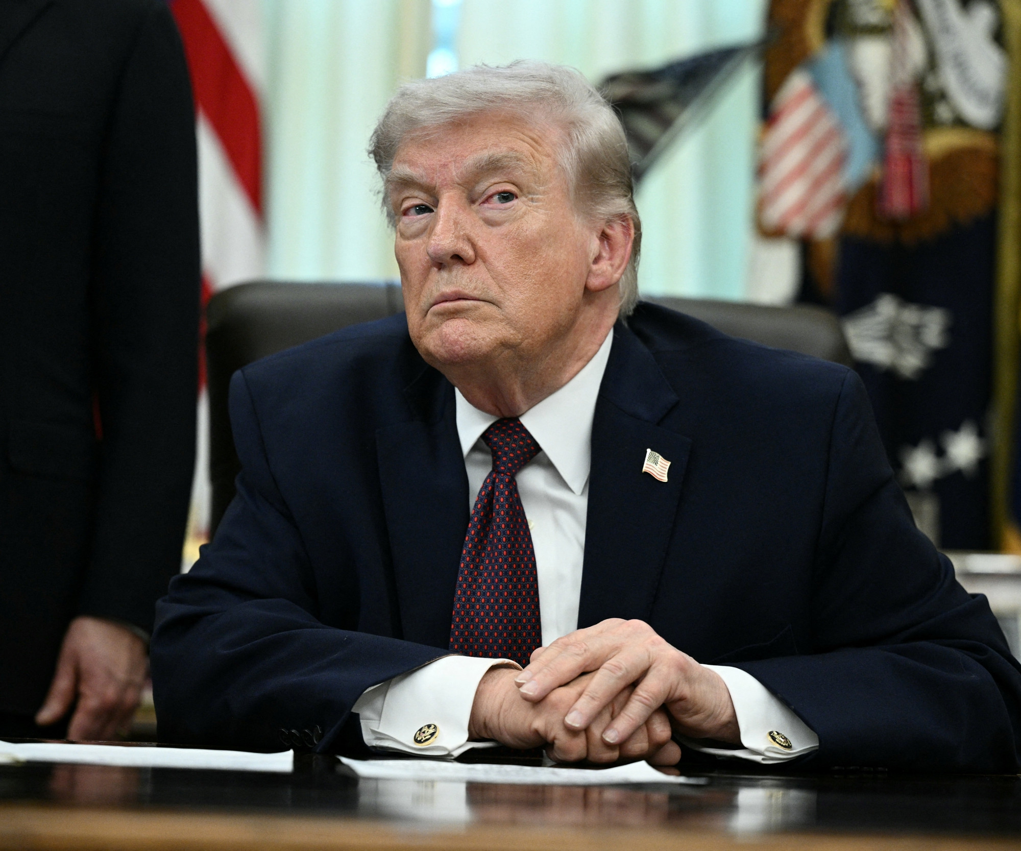"Une simple question de simplification et d'équité" : Donald Trump ...