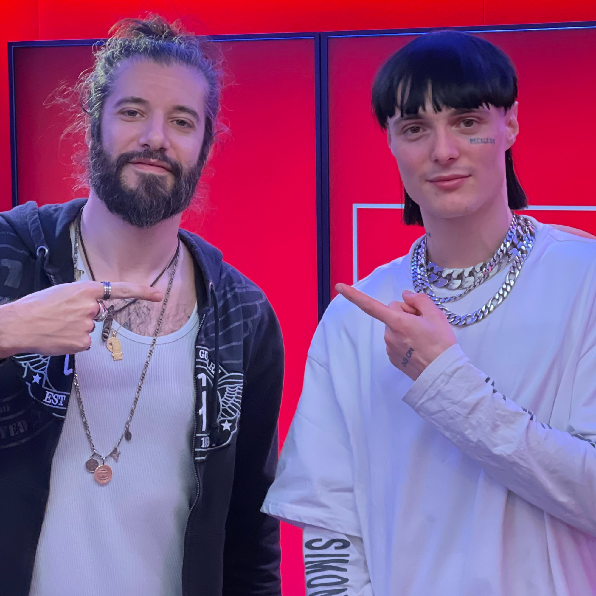 VIDÉO - Aime Simone et Waxx interprètent "Heart of Gold" sur RTL2