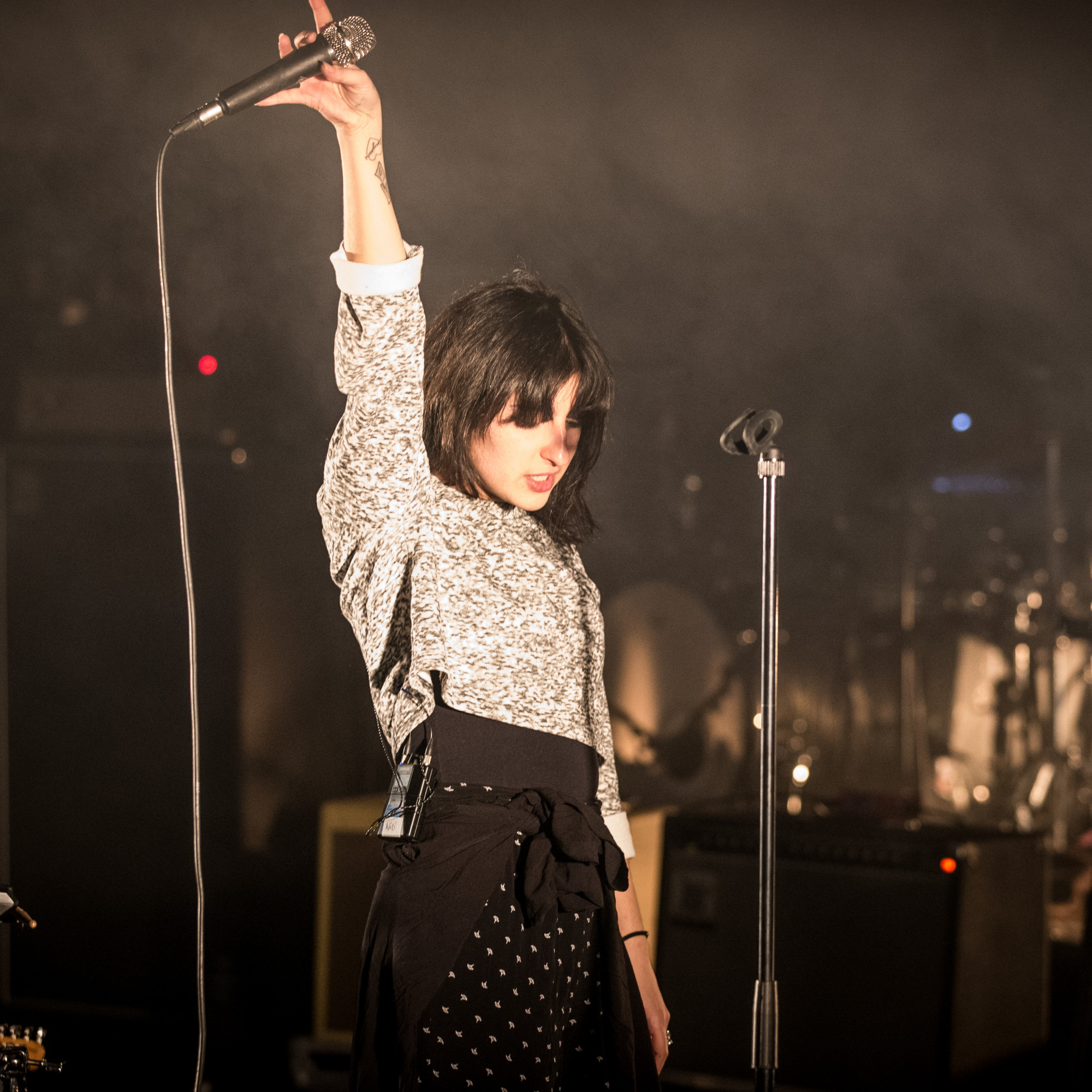 VIDÉO - Lilly Wood and the Prick interprète "I Love You" en Concert ...