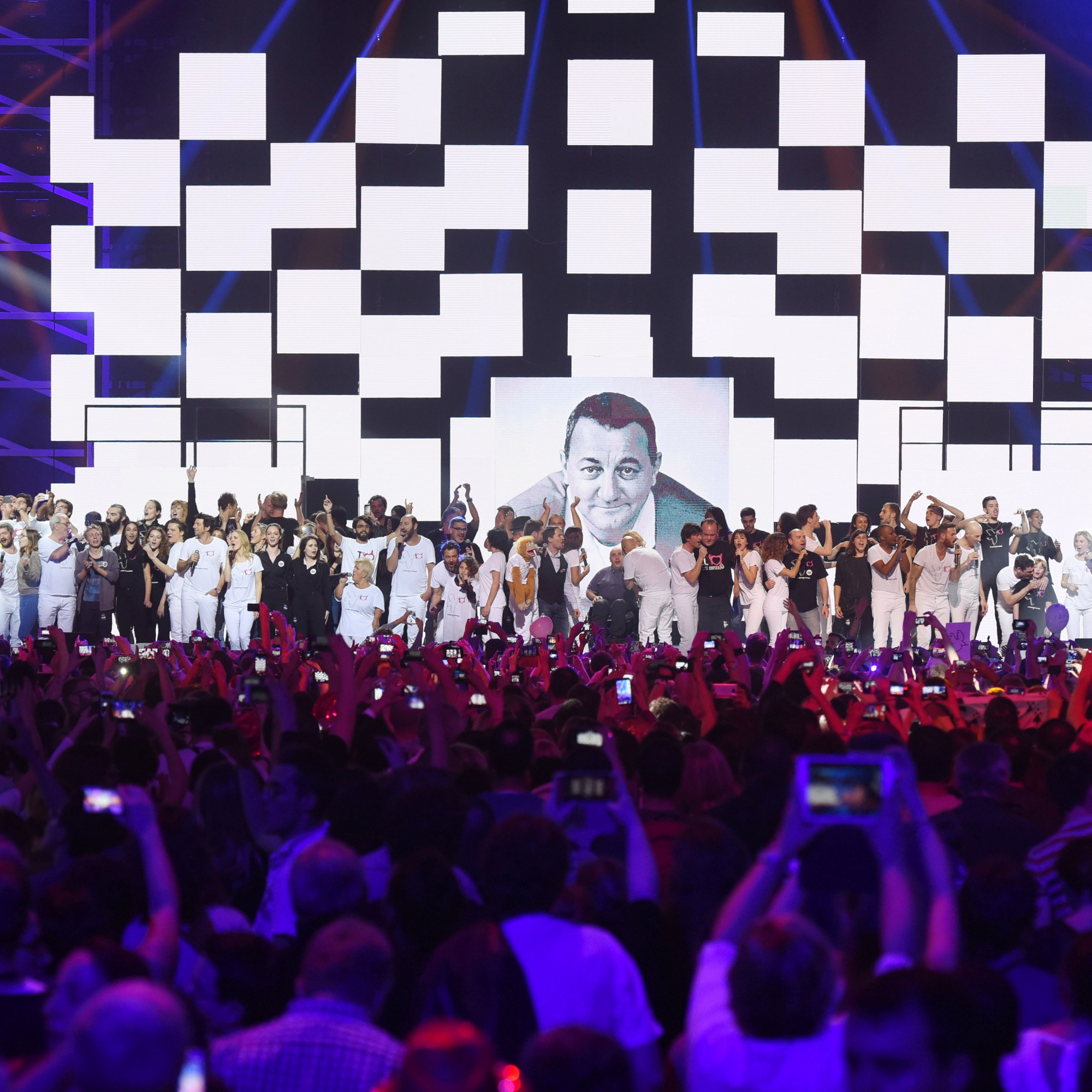 Les Enfoirés à Strasbourg avec leur spectacle : « Enfoirés 2018 ...