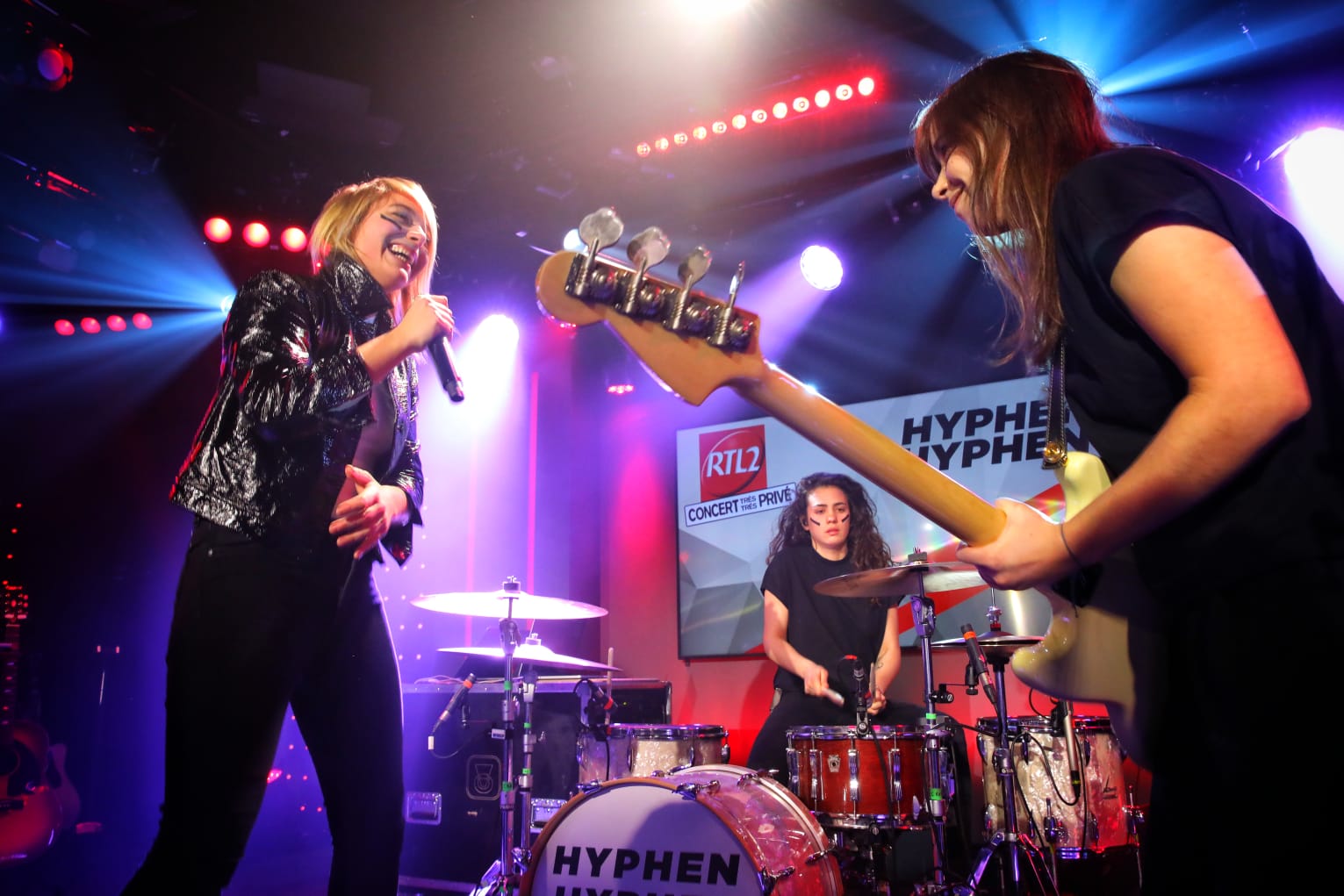 VIDÉO - Hyphen Hyphen en Concert Très Très Privé RTL2