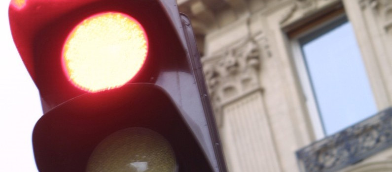 Circulation : les feux rouges bientôt supprimés