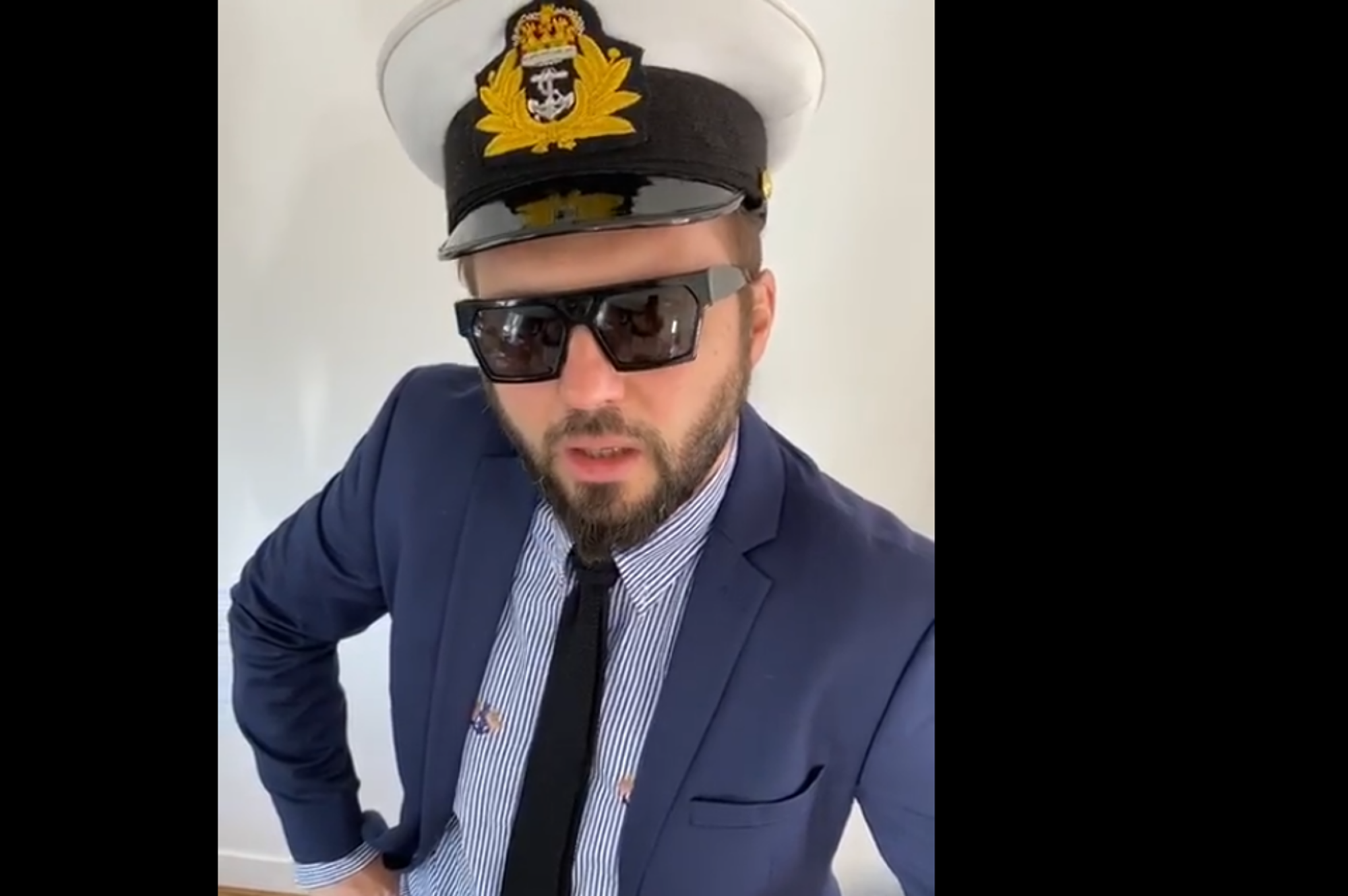 VIDÉO - Confinement : Helmut Fritz revisite son titre culte "Ça m'énerve"