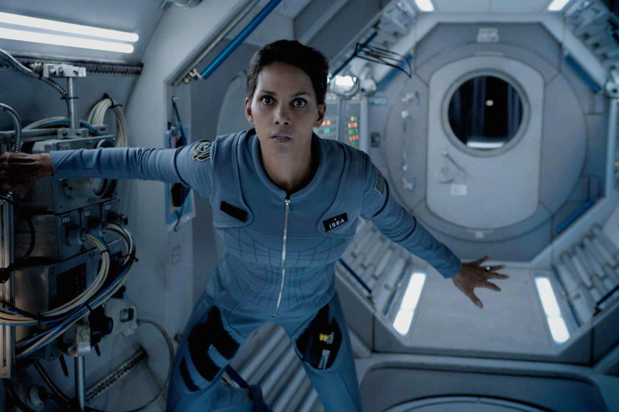 La série de science-fiction "Extant" signée Steven Spielberg arrive sur M6