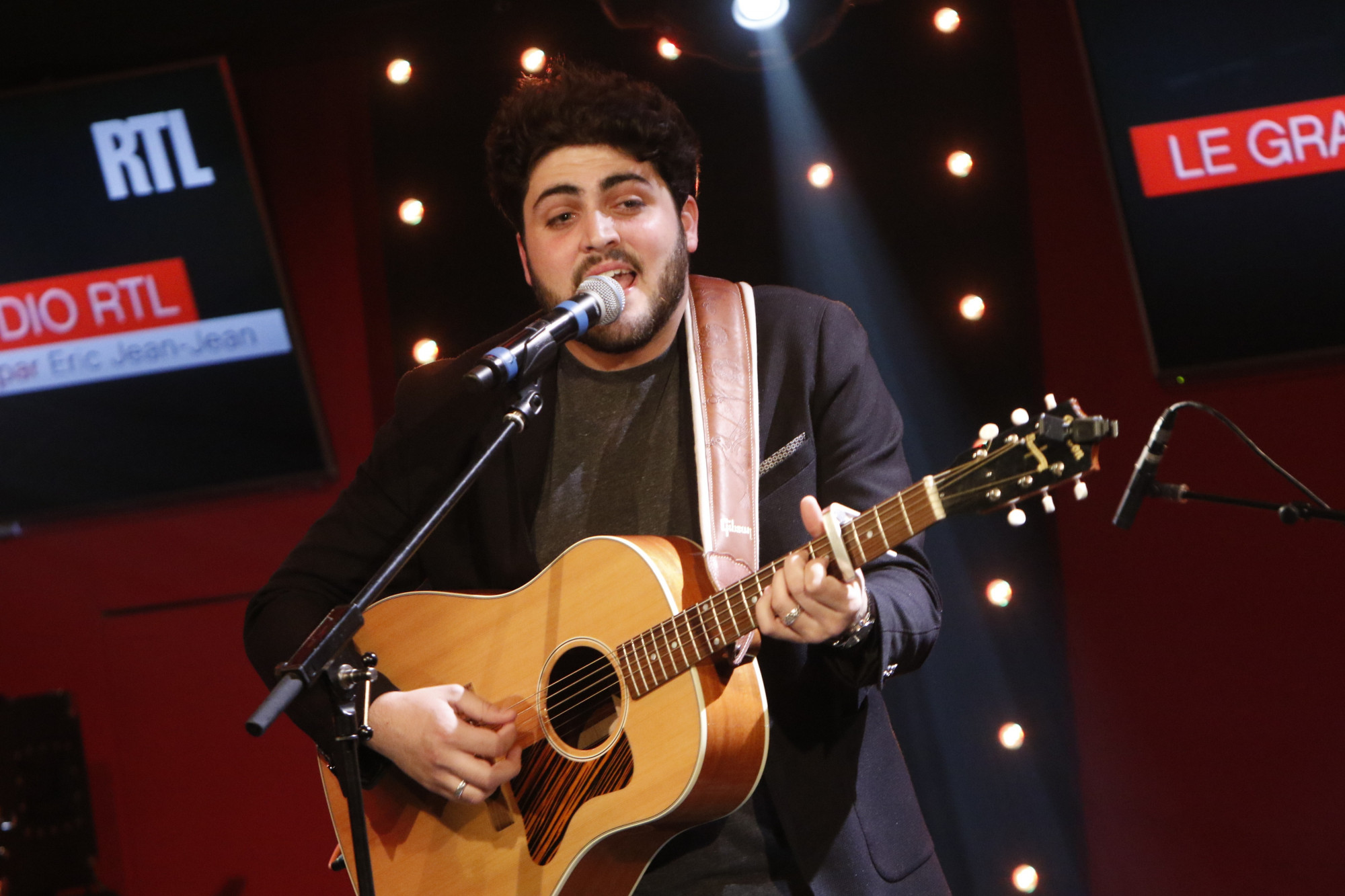 VIDÉOS - TIBZ interprète un titre de son premier album dans "Le Grand ...