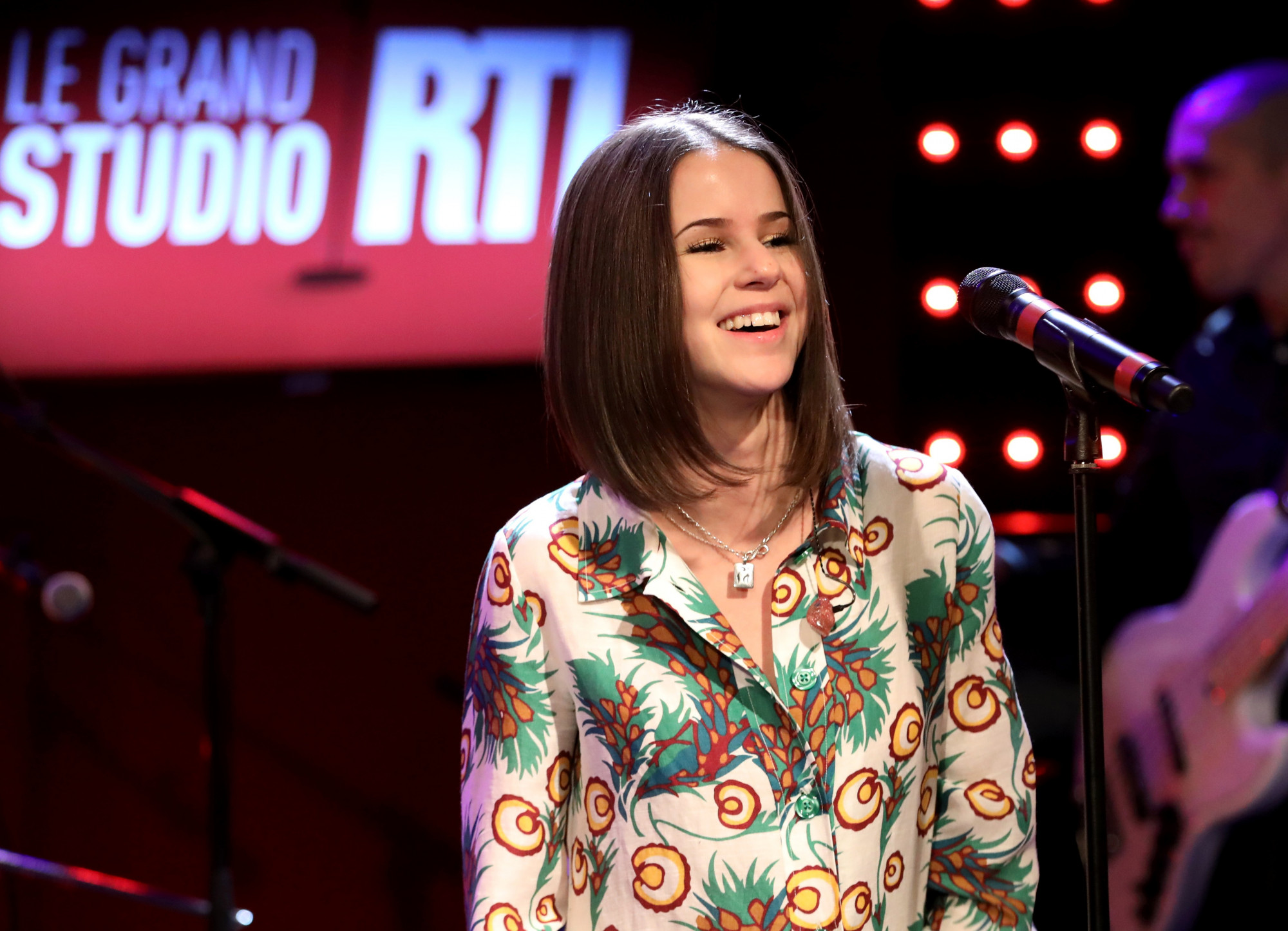 VIDÉOS - Marina Kaye interprète 5 titres dans "Le Grand Studio RTL"