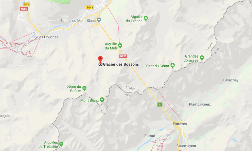 Mont-Blanc : un randonneur découvre une main dans un glacier