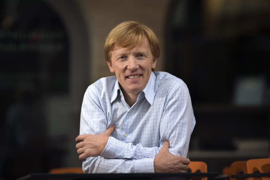 "Il faut pousser les entreprises à exporter plus", affirme Éric Kayser