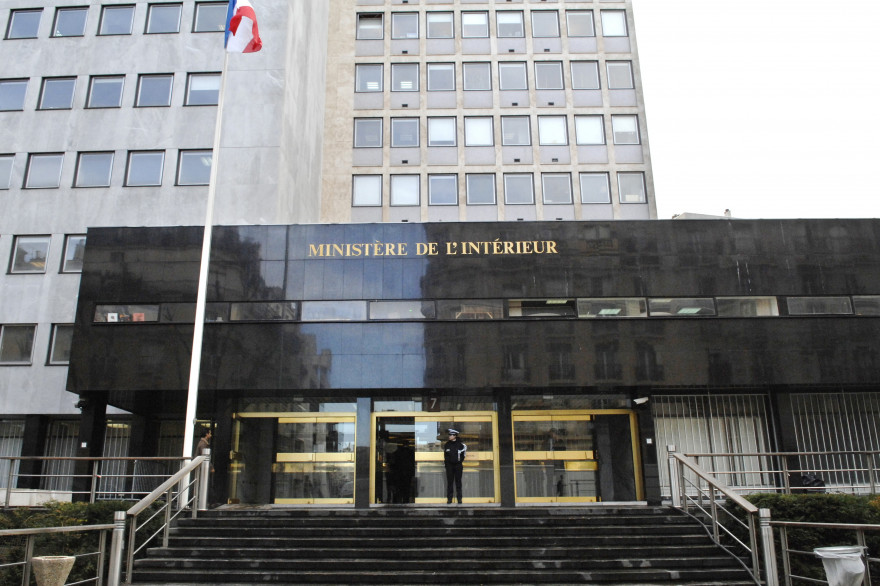 Un agent de la DGSI écroué pour avoir vendu des informations sensibles