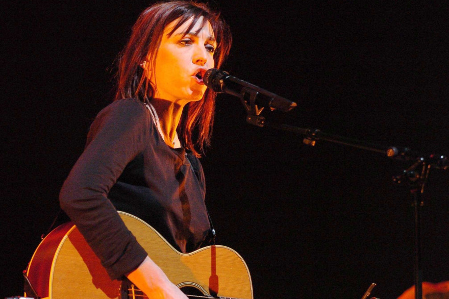Jil Caplan est de retour avec un album qui "parle beaucoup d'amour"