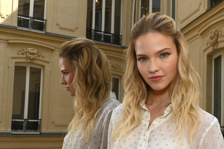 "Anna" de Luc Besson : Sasha Luss évoque sur RTL la difficulté de son rôle